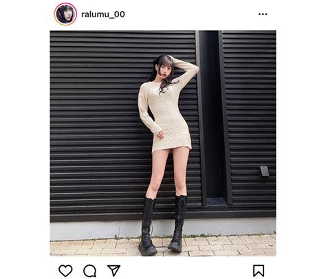 藤川らるむ、美脚際立つニットコーデに「神秘的」との声！ Wwsチャンネル
