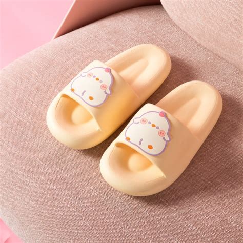 รองเท้าเเตะลายน้องไก่อวบอ้วน น่ารักๆพื้นยางนิ่มใส่สบายเท้ามากๆ Csx168 Thaipick