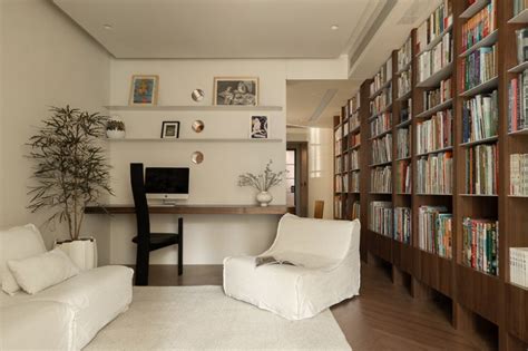 따스한 우드톤과 책이 머무는 24평 거실 책장 인테리어 맞춤 가구 모듈소파 온라인집들이 네이버 블로그