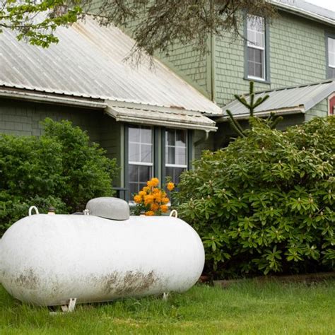 4 Tips To Disguise Your Propane Tank Sharphomesok