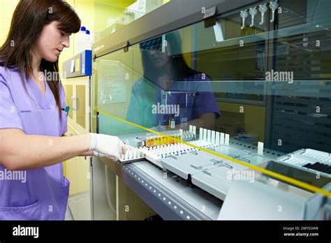 Sample Loading Tecan Automated Samples Handling Dna And Rna Biobank Extraction And Storage Of