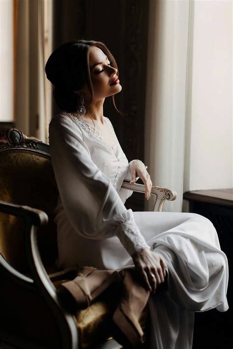 How To Be Classy — 21 Characteristics Of An Elegant Sophisticated Woman