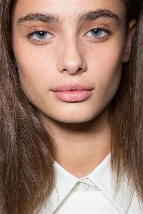 77 ФОТО самых красивых девушек без макияжа