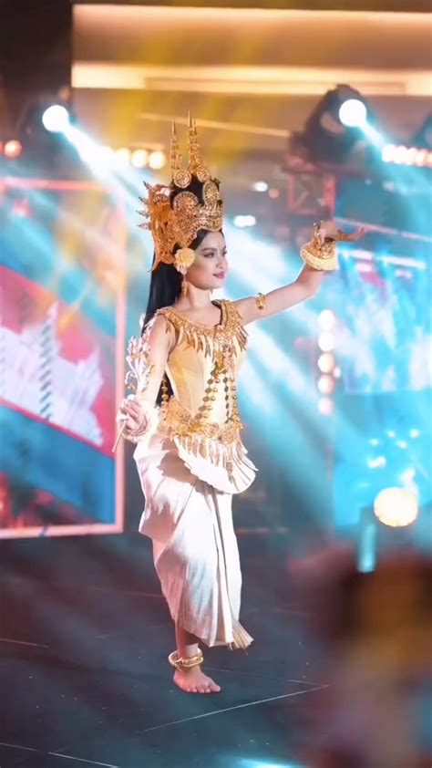 Representing So Beautiful Cambodian Khmer Classical Dancers Of The Kingdom Of Cambodia 🇰🇭🐉