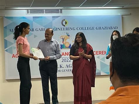 Shruti Rohila On Linkedin Extremely Delighted To Share That I Recieved