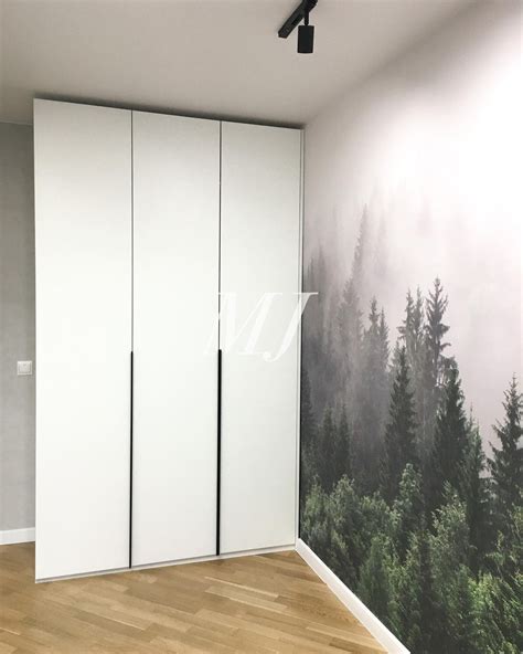 🛠ШКАФЫ МЕБЕЛЬ Минск Шкаф в спальню с центральным зеркальным фасадом и прикроватными тумбами