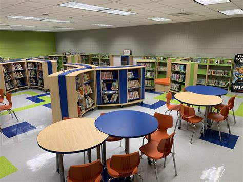 Elementary School Library Pictures