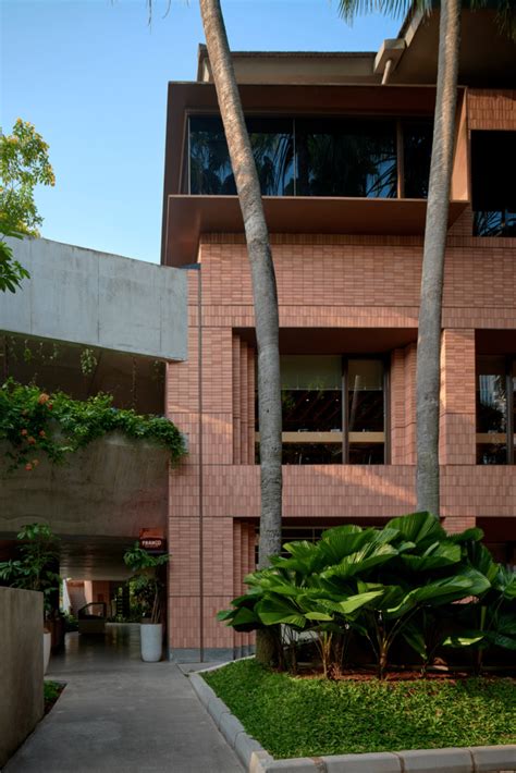 Galería De Retail Y Gastronomía Woff 1