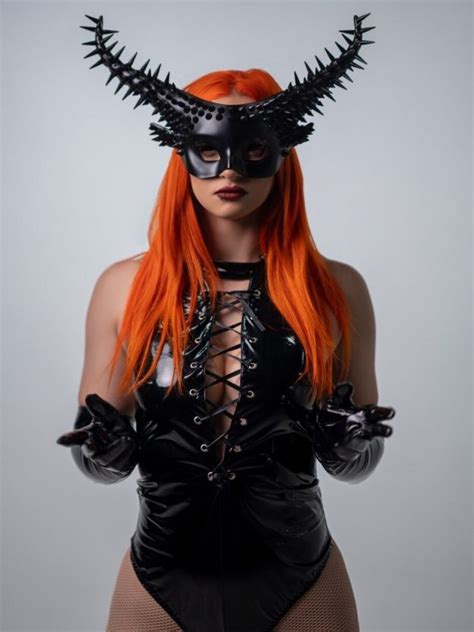 Gigi Dolin Sexy For Halloween And Some More 15 Photos The Fappening