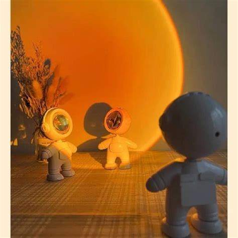 Нічник космонавт — ціна 450 грн у каталозі Нічники Купити товари для дому та побуту за доступною