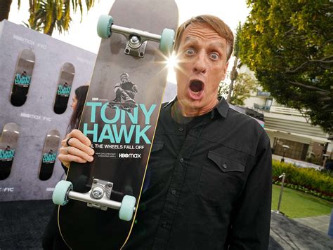 Star Tracks Tony Hawk Jamie Chung Katie Holmes Photos