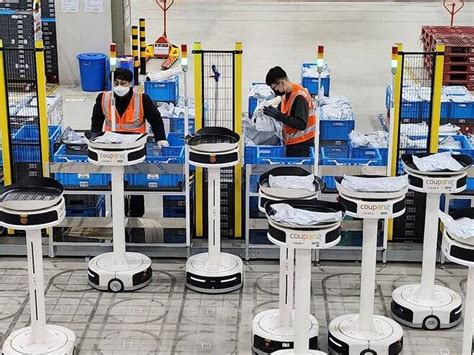 [현장] ‘로봇 직원 무장한 쿠팡 대구센터…제주까지 로켓배송