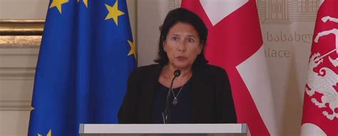 ამ წუთებში სალომე ზურაბიშვილი განცხადებას აკეთებს პალიტრა ვიდეო