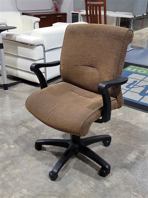 Krug Cadence Management Chair Corduroy