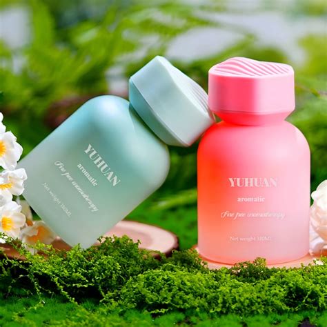 Luxury Hotel Waterless Smart Essential Oil Tower Aroma Diffuser Silver Black Cylindrical Scent