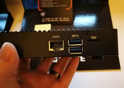 Gigabyte Brix Gb Eapd 4200 встраиваемая система на Apollo Lake в формате Ucff