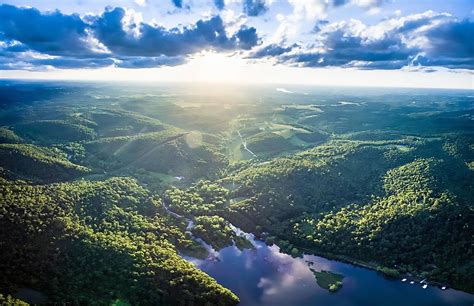 Visit Missouri In The Spotlight Lake Of The Ozarks