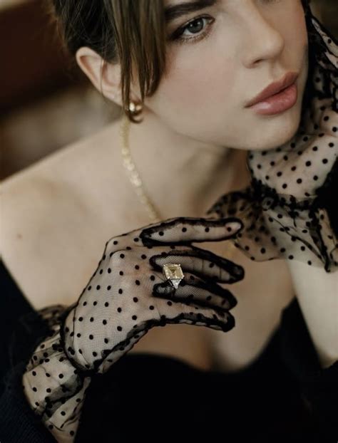 Пин от пользователя Анастасия на доске Фотосессия Мода на перчатки Гламурный стиль Модельные