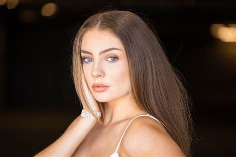 Zoe Blink Model Management Zoe Blink Model Management