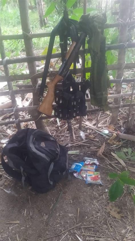 ကေအဲန်ယူ ယူနီဖောင်းများဝတ်ဆင်ကာ အယောင်ဆောင်လာသည့် စစ်ကောင်စီတပ်နှင့