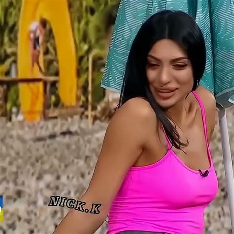 ბათუმის ზღვაზე გივი პაპავას ლამაზი გოგოები ეპრანჭებიან როგორი ბიჭები მოგწინთ Youtube