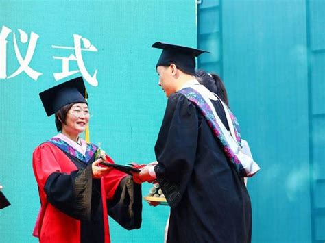 西京学院土木工程学院会计学院举行2022届本科毕业生学位授予仪式 西部网陕西新闻网