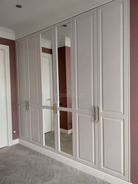 Встроенный шкаф «Мэйпл для спальни классический стиль Арт 561 Шкаф в спальне Встроенный