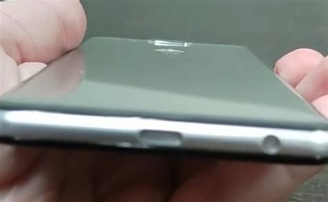 Images And Video Of A New Asus Zenfone Prototype Device Leak Notebookcheck Net News