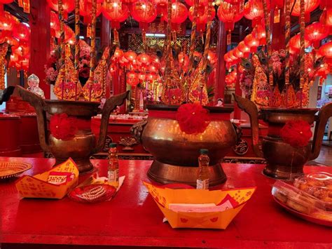 ใครปีชง ไหว้แก้ชงที่ “ศาลเจ้าแม่ทับทิม เชิงสะพานซังฮี้”