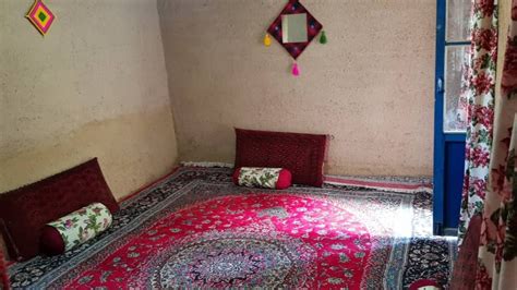 اقامتگاه بومگردی ماهی بازان اتاق چی گل اقامتگاه بومگردی در خرم آباد