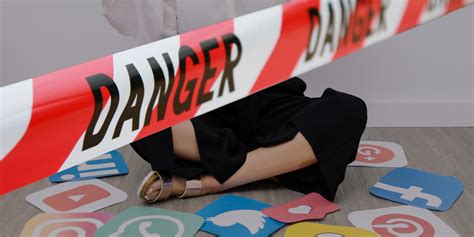 How To Combat The Vulnerability Of Social Media Bam