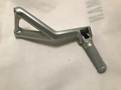 Ducati Panigale V4r V4s Rear Footrest Bracket Lh Pn 82413601aa Fits