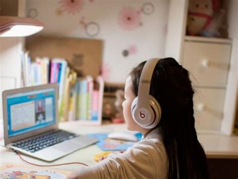 Өнөөдөр нийслэлийн бүх шатны сургууль цэцэрлэг цахимаар хичээллэнэ