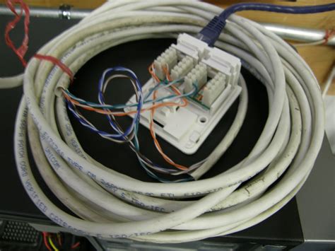 My Commentary And Technical Help Using Wireshark To Monitor Network Traffic