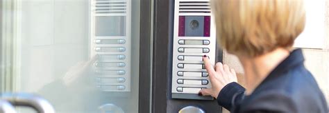 How To Choose An Apartment Intercom System Building Security Guide