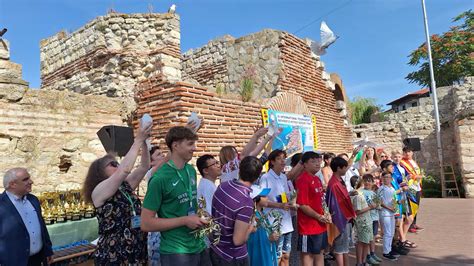 Млади математически гении мериха сили в Несебър за единадесети път