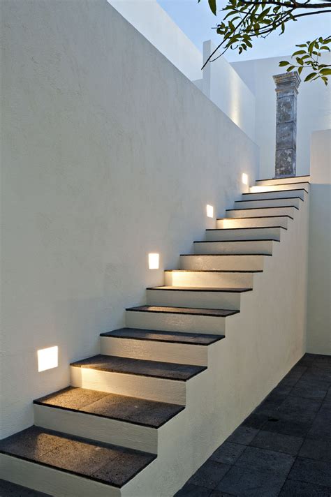 Ilumina Tus Escaleras Con Empotrados Tecnolite Iluminación Exterior Escaleras Exteriores