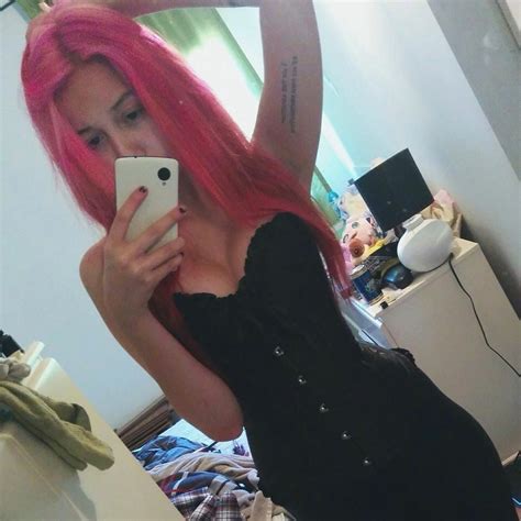 Pink Haired Hottie Porn Pic