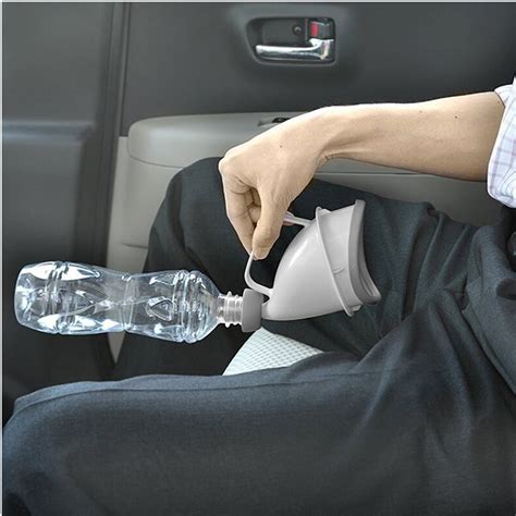 Bathroom Décor Outdoor Portable Unisex Adult Urinal Pee Funnel Peeing