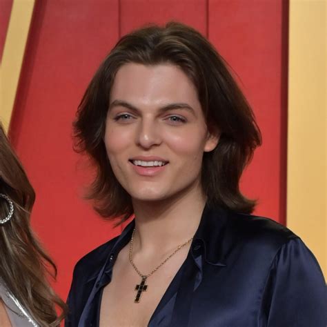 Damian Hurley Agent Manager Publicist Contact Info