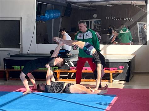 Ваня Григорова На 28 ноември бяха гласувани пари за транспортните дружества болници и 28 ДКЦ