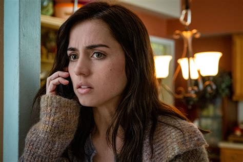 Ana De Armas As Marta Cabrera In Knives Out Actors Who Almost Didnt Get Their Biggest Roles