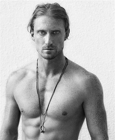 For Redheads Que Guapo