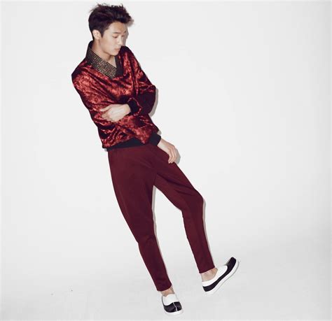 Guiroe 기로에 Guiroe Mens Casual 기로에의~ 남자한복을 일상에서 입는 새로운 방법 제안 한복에서 영감을 얻은 캐주얼웨어~ 신축성있고 세탁기 사용