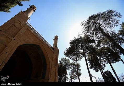 مبنى منار جنبان التاريخي في اصفهان صور الولاية الاخبارية