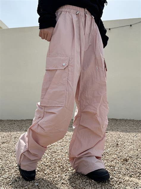 키미스 Unisex 나일론 핀턱 빅 포켓 카고 와이드 스트링 팬츠3color 위시버킷