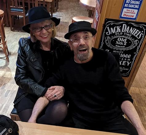 Die Hardcore Troubadours Feierten Ihren 25 Geburtstag Mit Einem