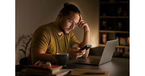 Пристрастени сте към телефона си мозъкът ви може “да изгние”