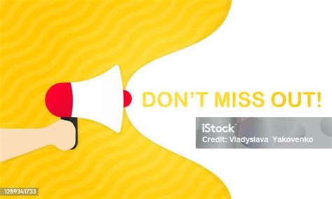 손으로 메가 폰을 들고 거품 연설 배너에 메시지를 놓치지 마세요 스피커 발표 광고 벡터 Eps 10 흰색 배경에 격리 개념에 대한 스톡 벡터 아트 및 기타 이미지 Istock