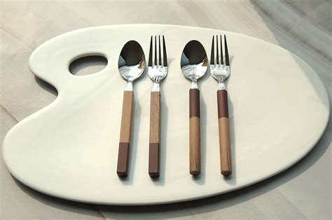리스플레이츠 귀여운 디저트 스푼 포크 입니다😆 어린이용 스푼포크 로사용하셔도 좋고 그립감도